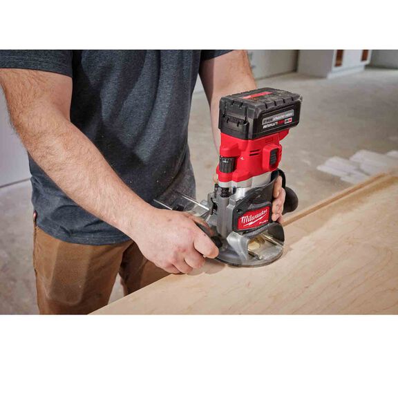 MILWAUKEE M18 FUEL™ 1/2" Router Kit