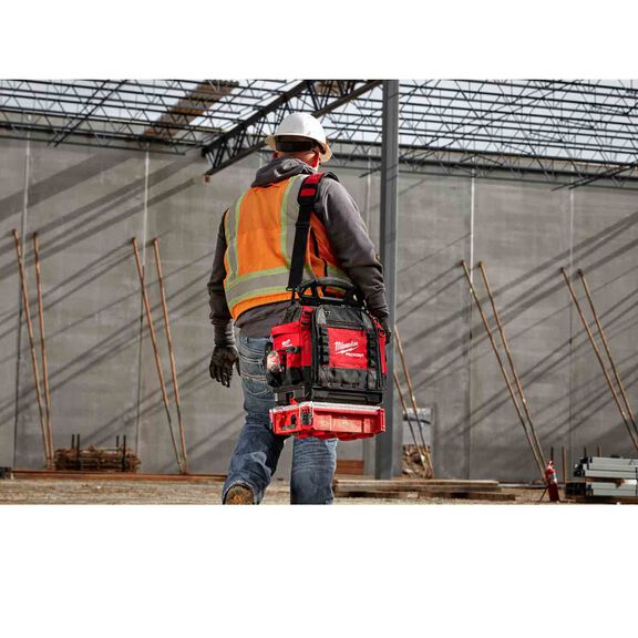 MILWAUKEE PACKOUT™ 15" Structured Tool Bag