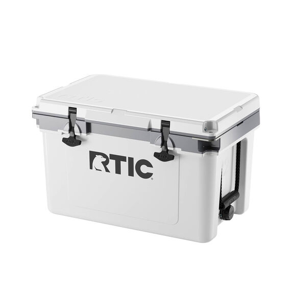 RTIC OUTDOORS Ultra Light 32 Quart White Cooler