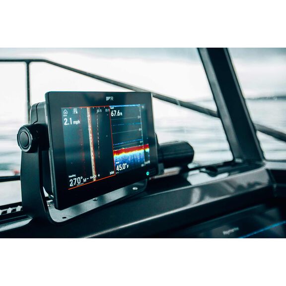 AXIOM+ 9 RV Display with RealVision 3D Charts