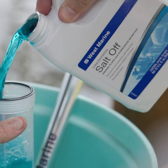 WEST MARINE Salt-Off Salt Remover with Mixer