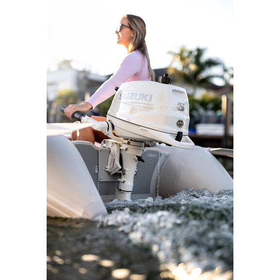 Suzuki DF6A 6 HP 4‑Stroke Outboard – Manual Start