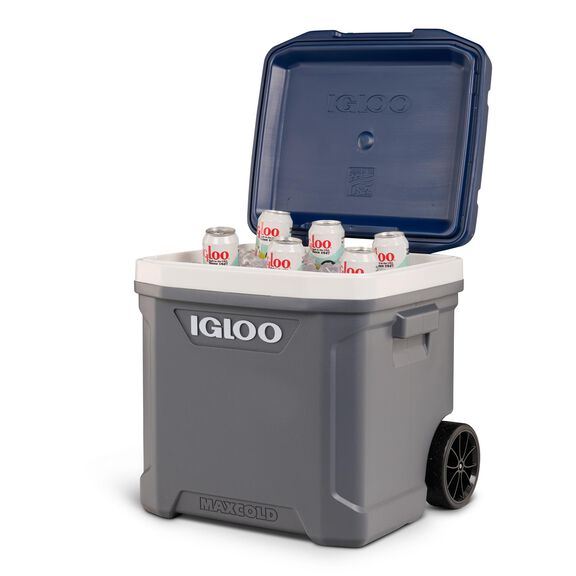 IGLOO Maxcold Latitude 62 Quart Roller Cooler