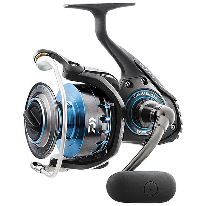 DAIWA Saltist 8000 Spinning Reel | West Marine