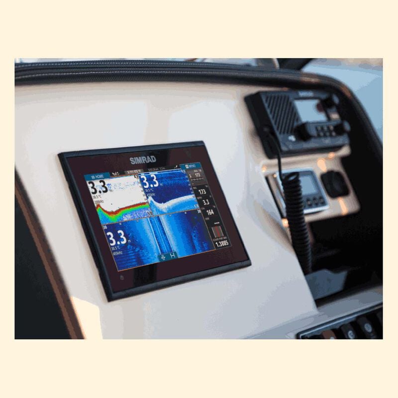SIMRAD GO9 XSE Multifunction Display with 83/200 Transducer and C-MAP ...