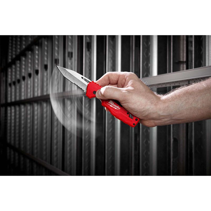 MILWAUKEE FASTBACK™ 5in1 Folding Knife | West Marine
