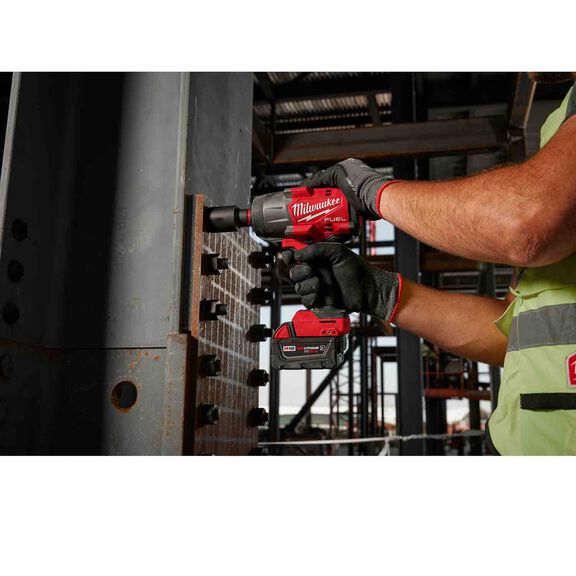 MILWAUKEE M18 FUEL™ 1/2" High Torque Impact Wrench with Friction Ring ...