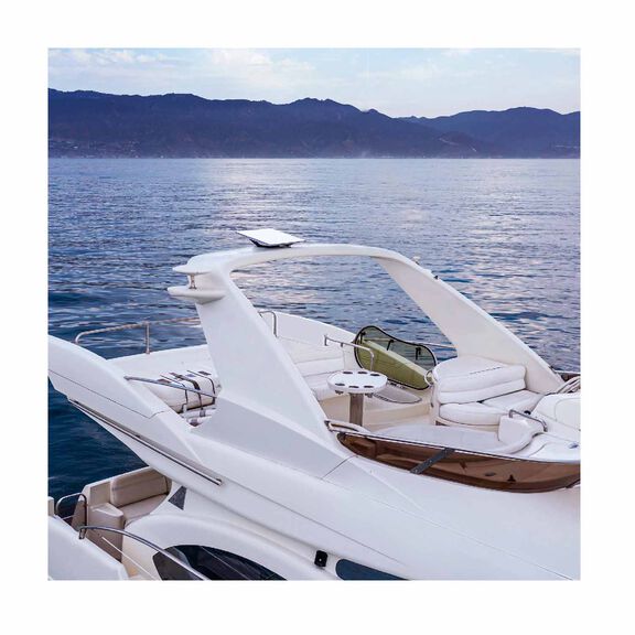 Starlink Flat High Performance Kit - High-Speed Maritime Internet