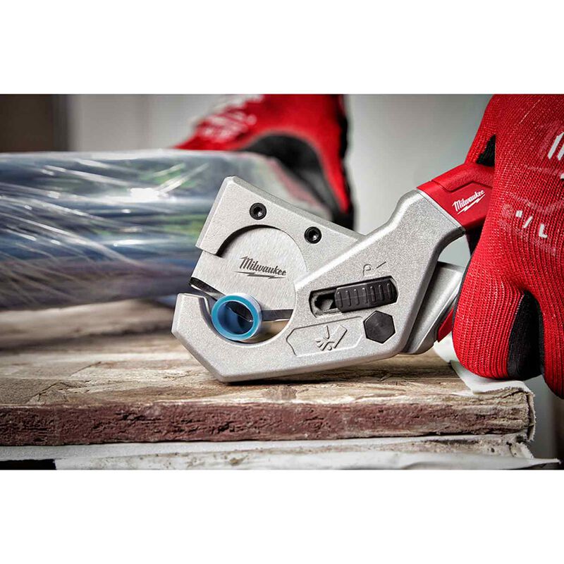 MILWAUKEE PEX & Tubing Cutter | West Marine