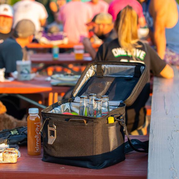 RTIC OUTDOORS RTIC 15 Can Everyday Cooler, Black