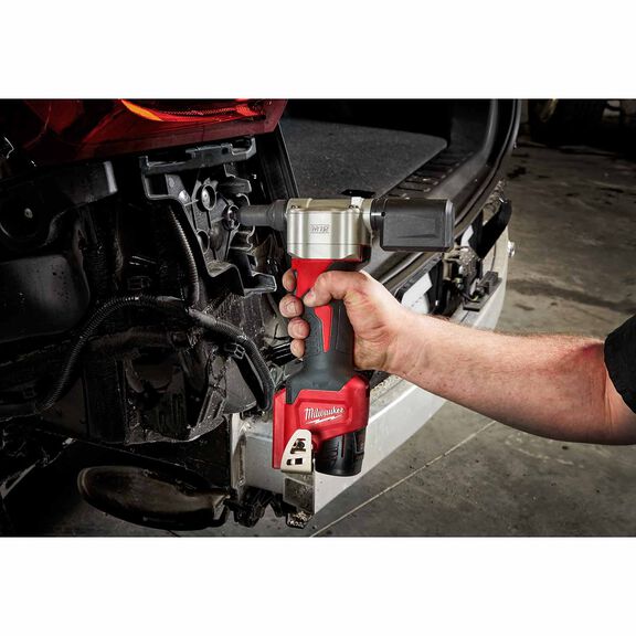MILWAUKEE M12™ Rivet Tool Kit