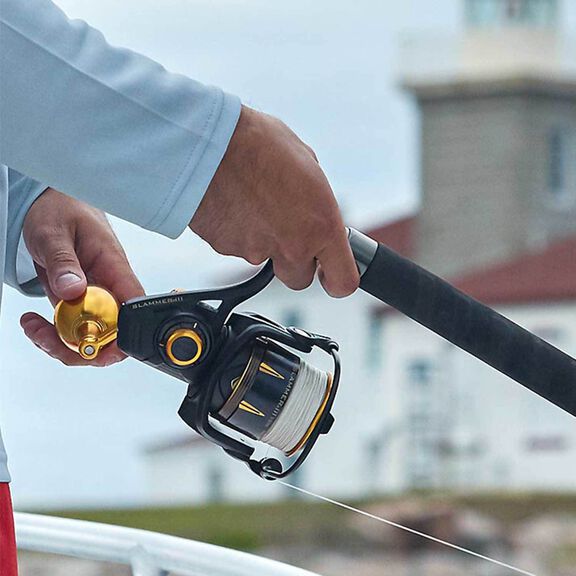 PENN Slammer® III 4500 Spinning Reel