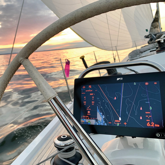 RAYMARINE AXIOM+ 12 RV12 Multifunction Display with Real Vision 3D, RV ...