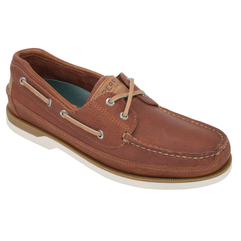 Men's Boat Shoes | West Marine