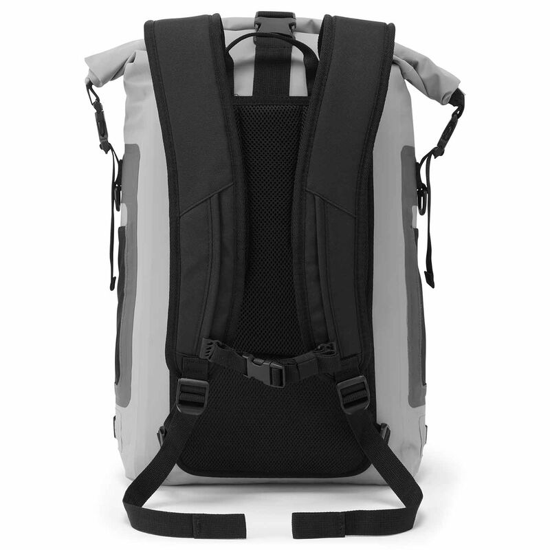 Voyager Backpack | West Marine
