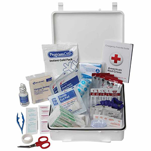 Selecting a Boating Medical Kit | West Marine