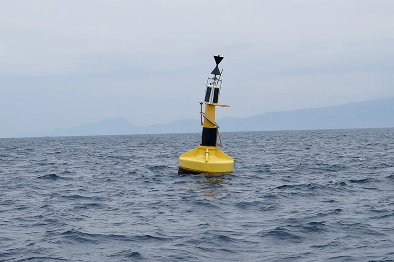 Reading the Water: Guide to Navigational Buoys | West Marine