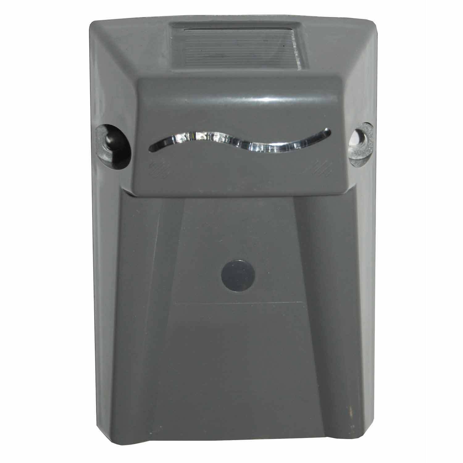 WEST MARINE LED Solar Dock Lighting, Piling, 3-Color