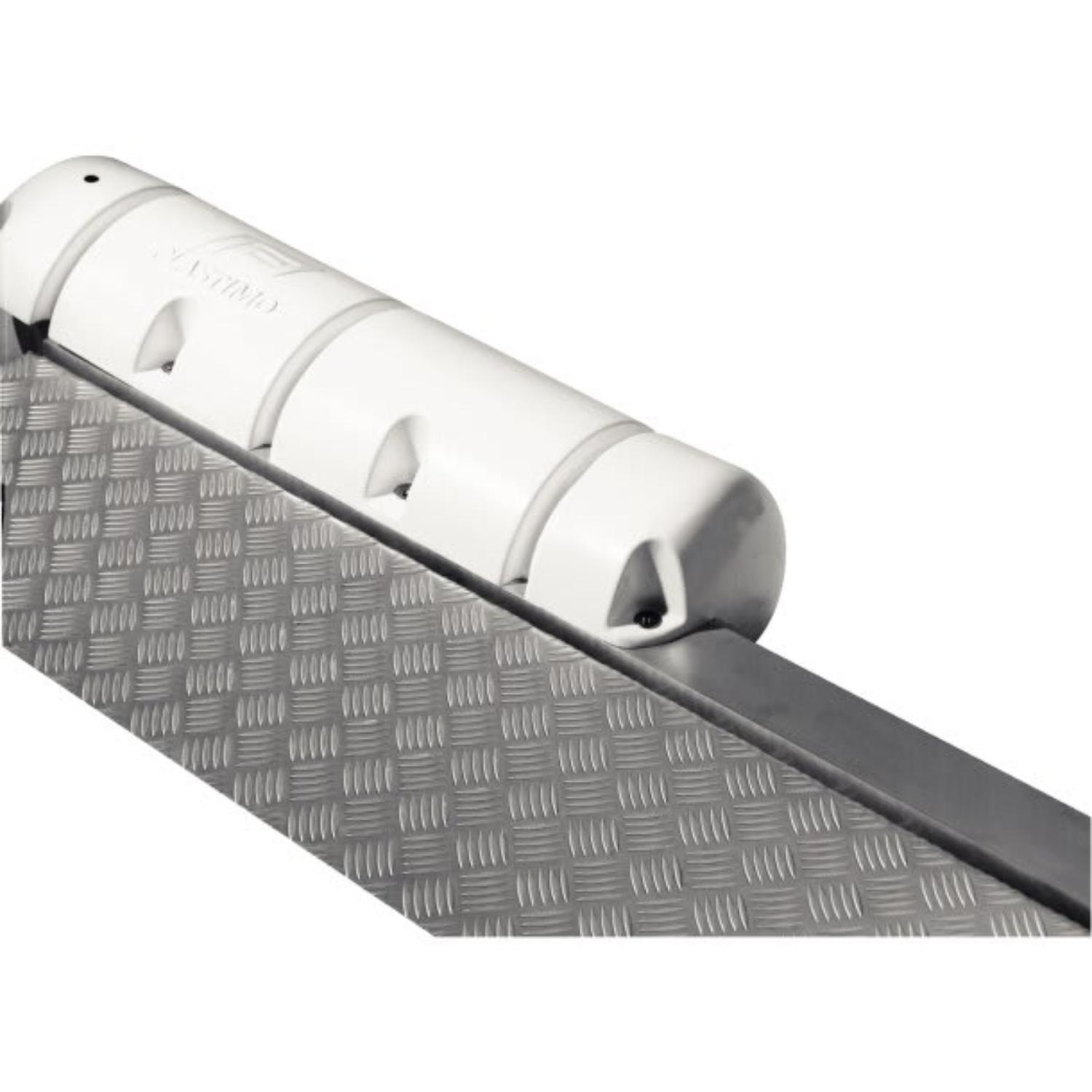 PLASTIMO 3/4 Foam Filled White Bumper Dock Fender